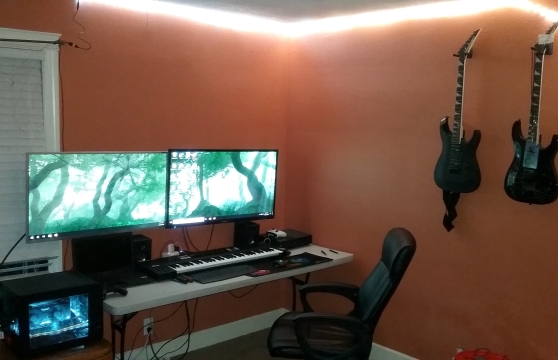 Show us your gaming setup: 2019 Edition | Page 6 | NeoGAF